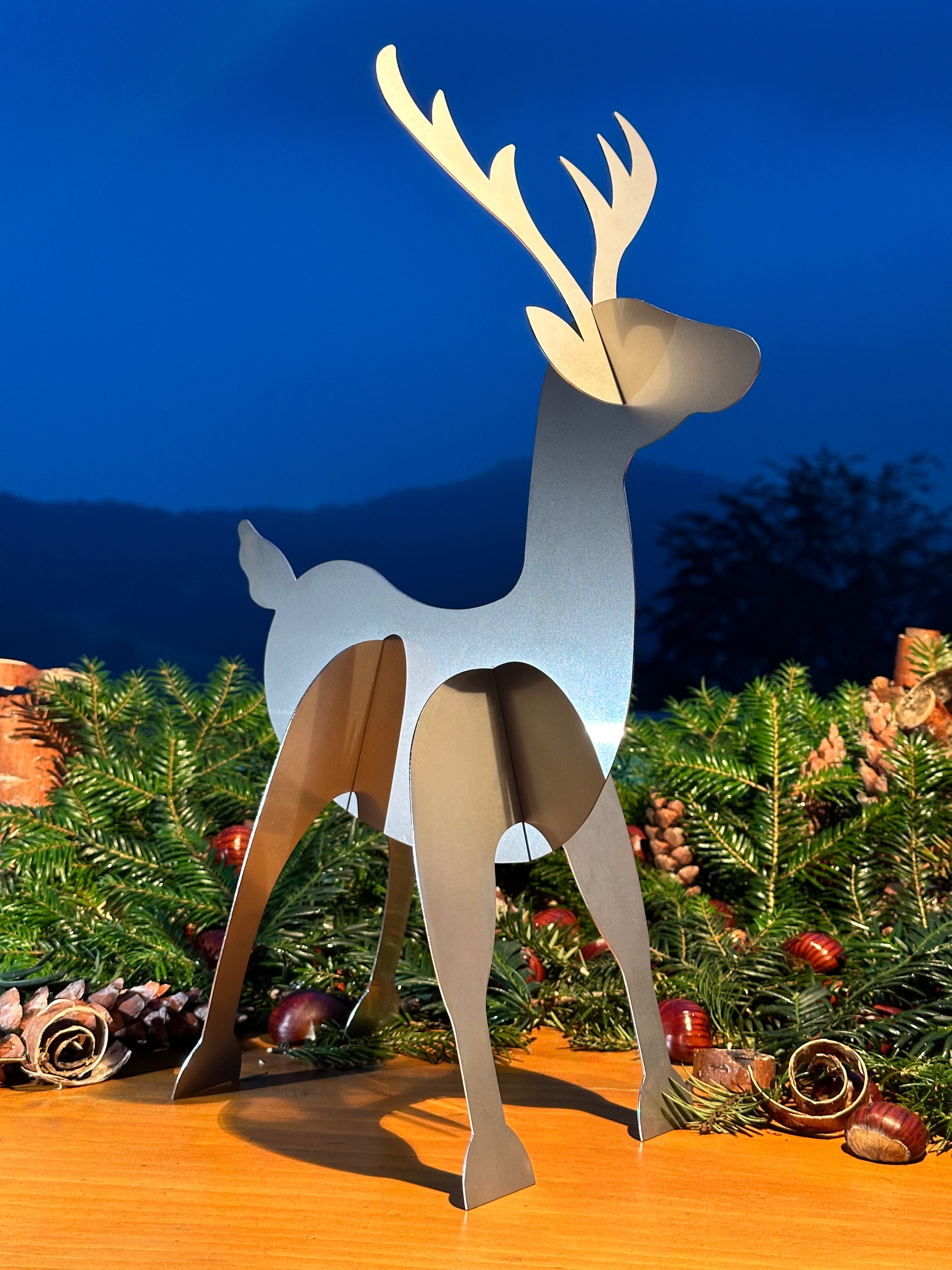 Rudolph the Christmas Reindeer – Luce Chiara